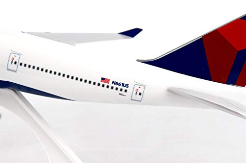 Daron Skymarks Delta 747-400 Airplane Model Building Kit with Gear, 1/ ...